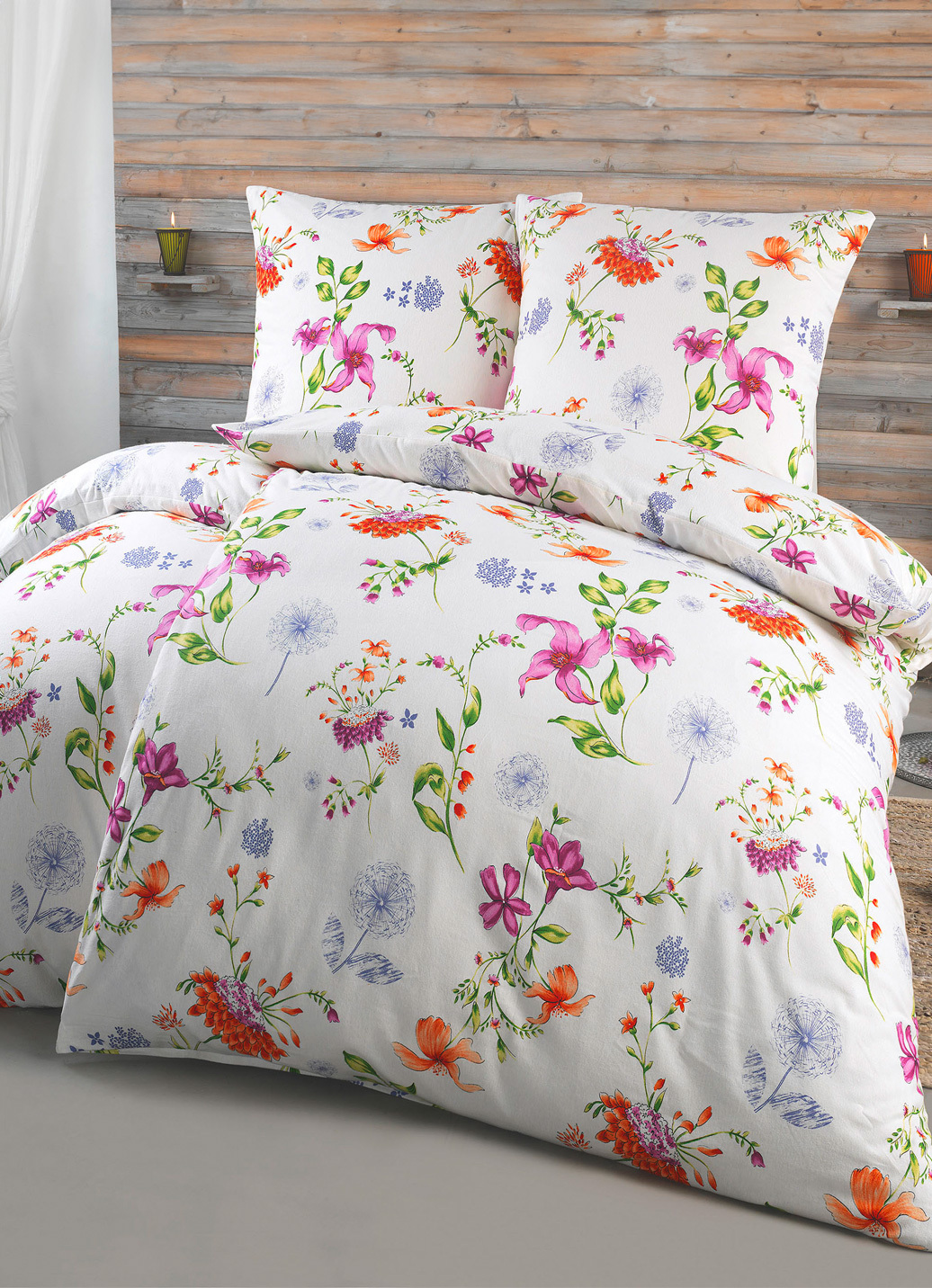 Bierbaum Bettwäsche-Garnitur mit traumhaftem Blütendessin - MULTICOLOR